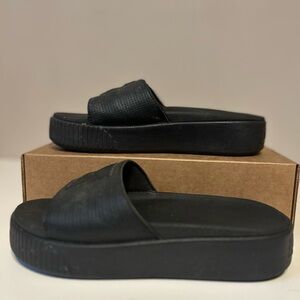 Puma | Shoes | Puma Platform Slides Sz 75 | Poshmark